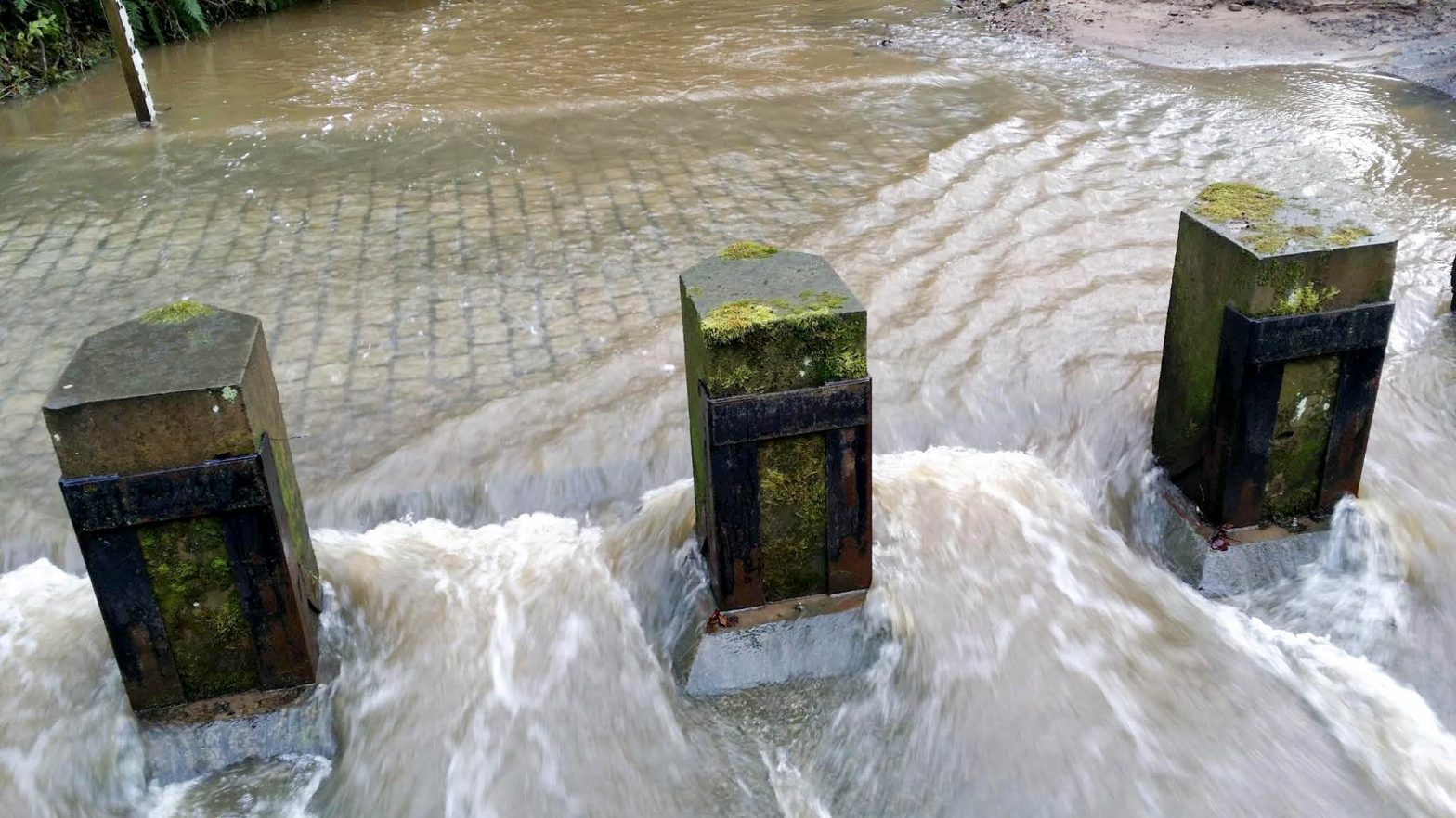 The Sandsend and Hutton Mulgrave Walk Along the Yorkshire Coast - Paul ...