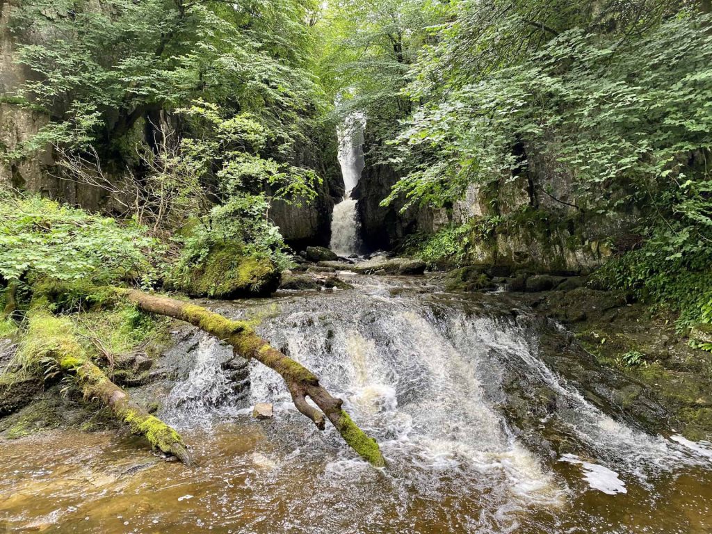 BBC Winter Walks: Series 1 and 2 with Maps and Walking Routes