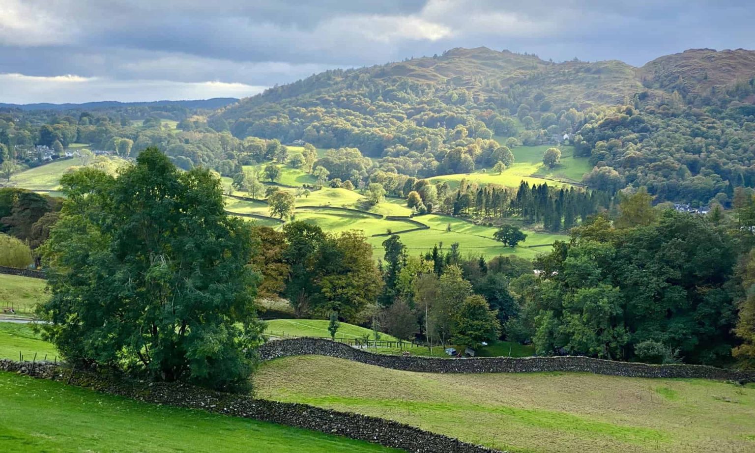 Loughrigg Fell Walk: Rydal Cave and Loughrigg Tarn from Ambleside