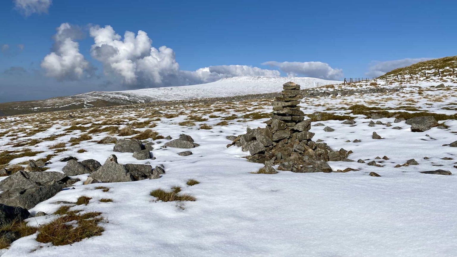 Cross Fell Walk: Plus the Great Dun Fell and Little Dun Fell Peaks