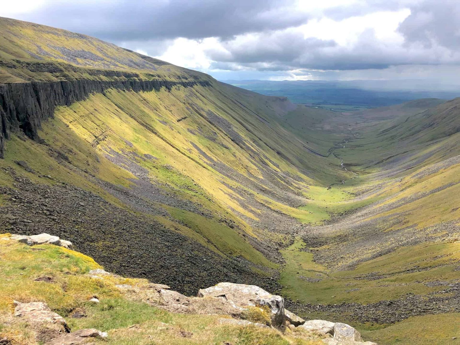 High Cup Nick Walk: From Dufton, Ascending to Amazing Views