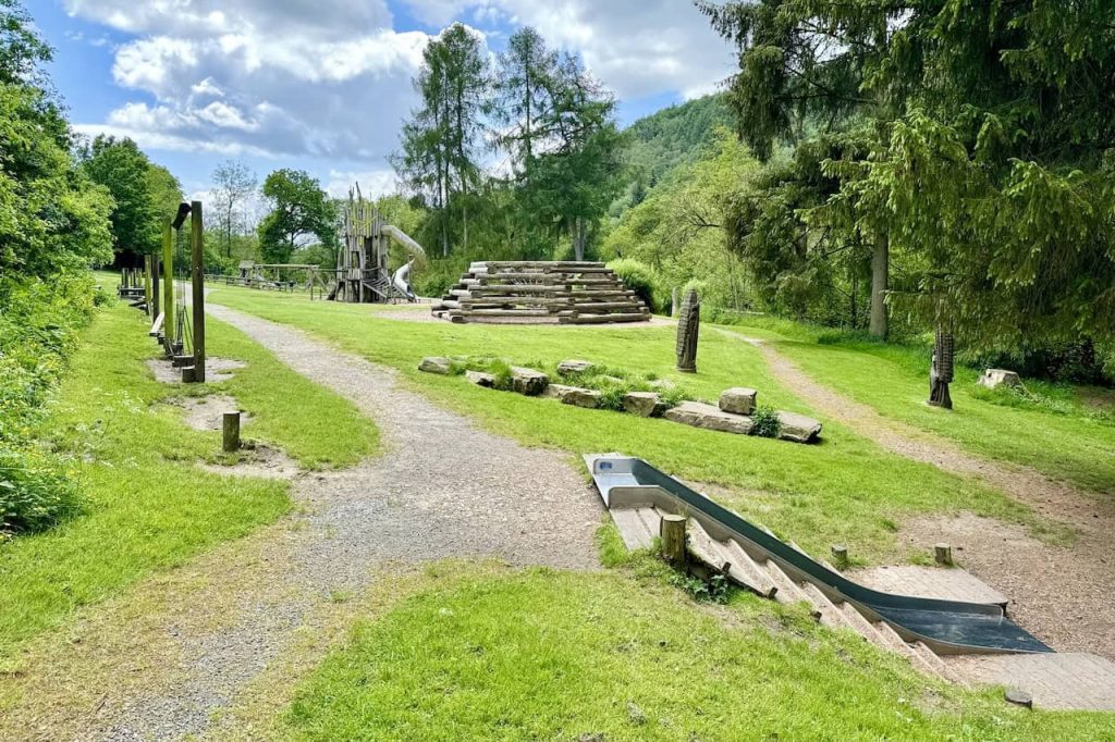 Dalby Forest Walk: Thornton-le-Dale to Dalby Forest Visitor Centre