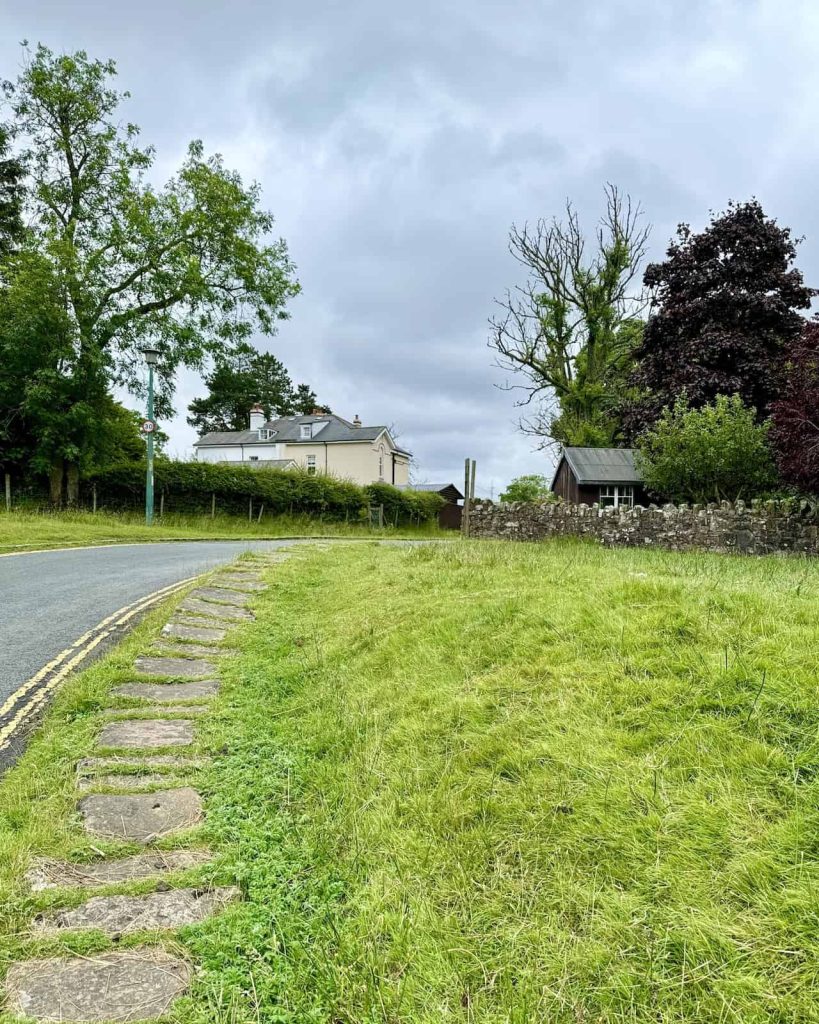 Grosmont to Goathland Walk: Scenic Route with Railway Heritage