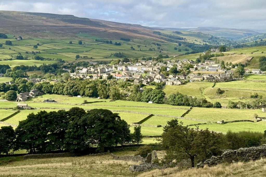 Fremington Edge: Walk from Reeth to Langthwaite via Scenic Trails