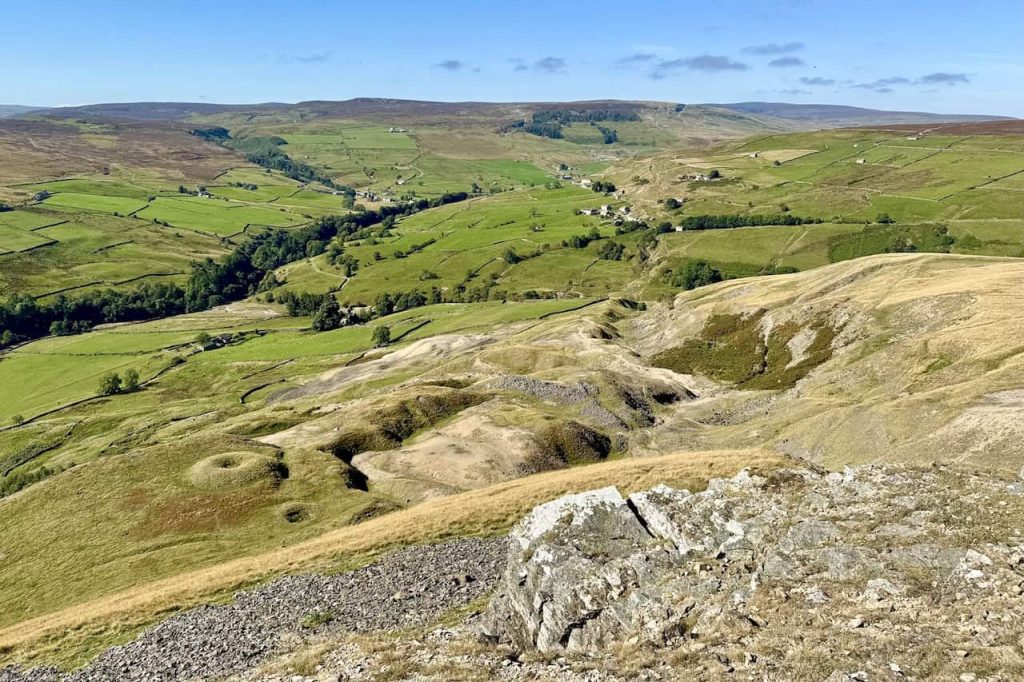 Fremington Edge: Walk from Reeth to Langthwaite via Scenic Trails