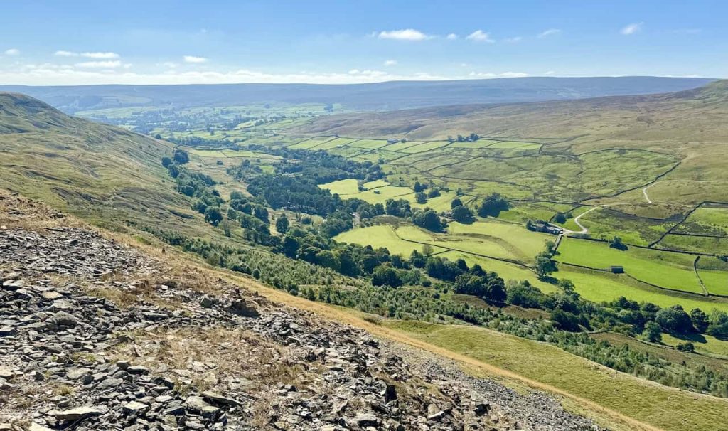 Fremington Edge: Walk from Reeth to Langthwaite via Scenic Trails