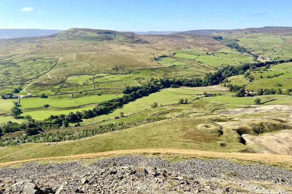 Fremington Edge: Walk from Reeth to Langthwaite via Scenic Trails