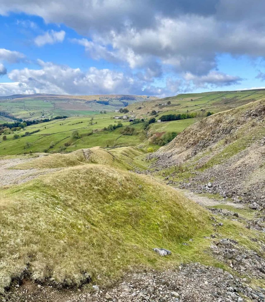 Fremington Edge Walk: Discover the Best Route Starting in Reeth