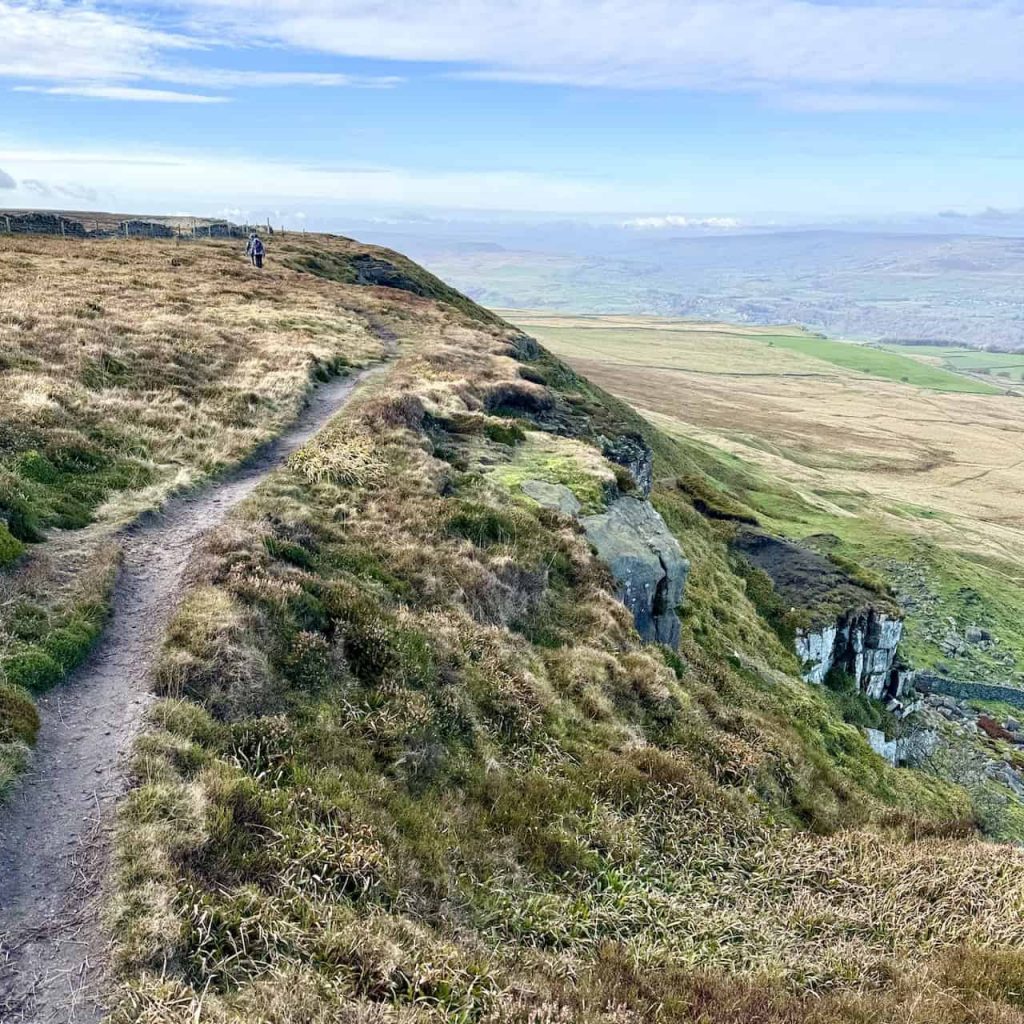 Penhill Walk: Stunning Views and the Historic Penhill Preceptory