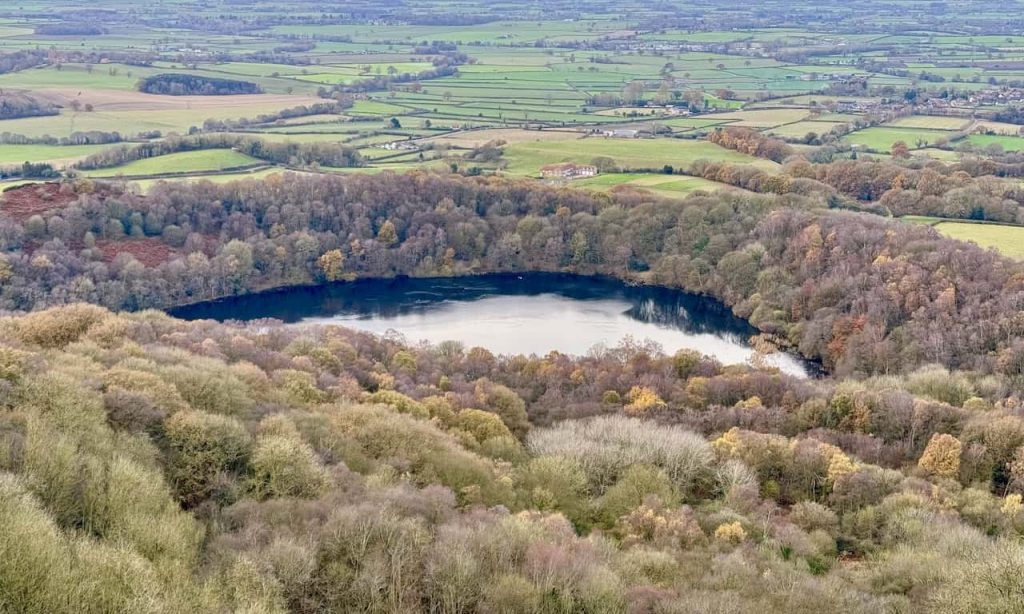 Sutton Bank Walk: From the Kilburn White Horse to High Paradise