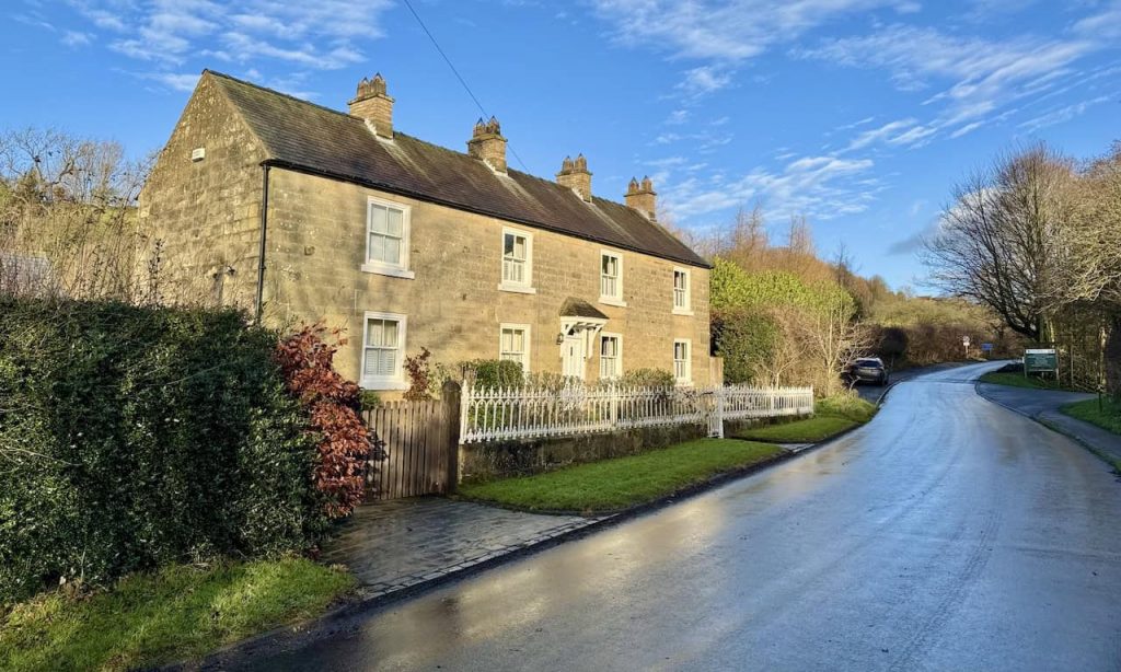 Cod Beck Reservoir Walk: Scenic Route Starting in Osmotherley