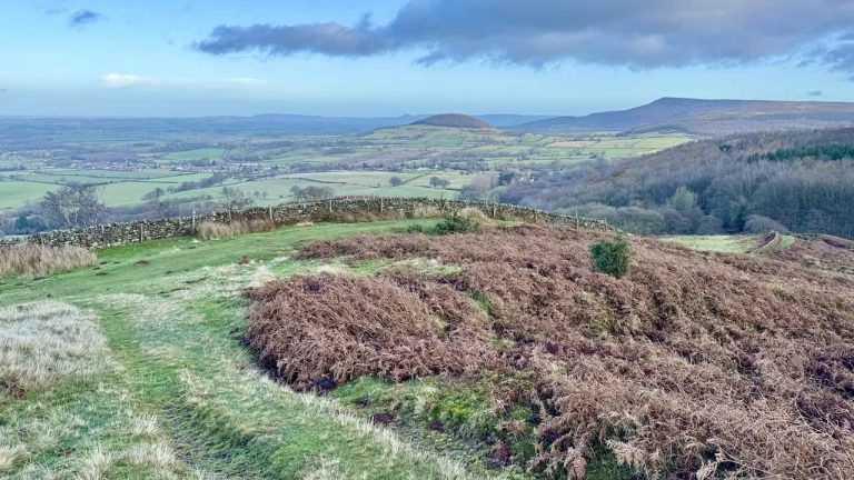 Cod Beck Reservoir Walk: Scenic Route Starting in Osmotherley
