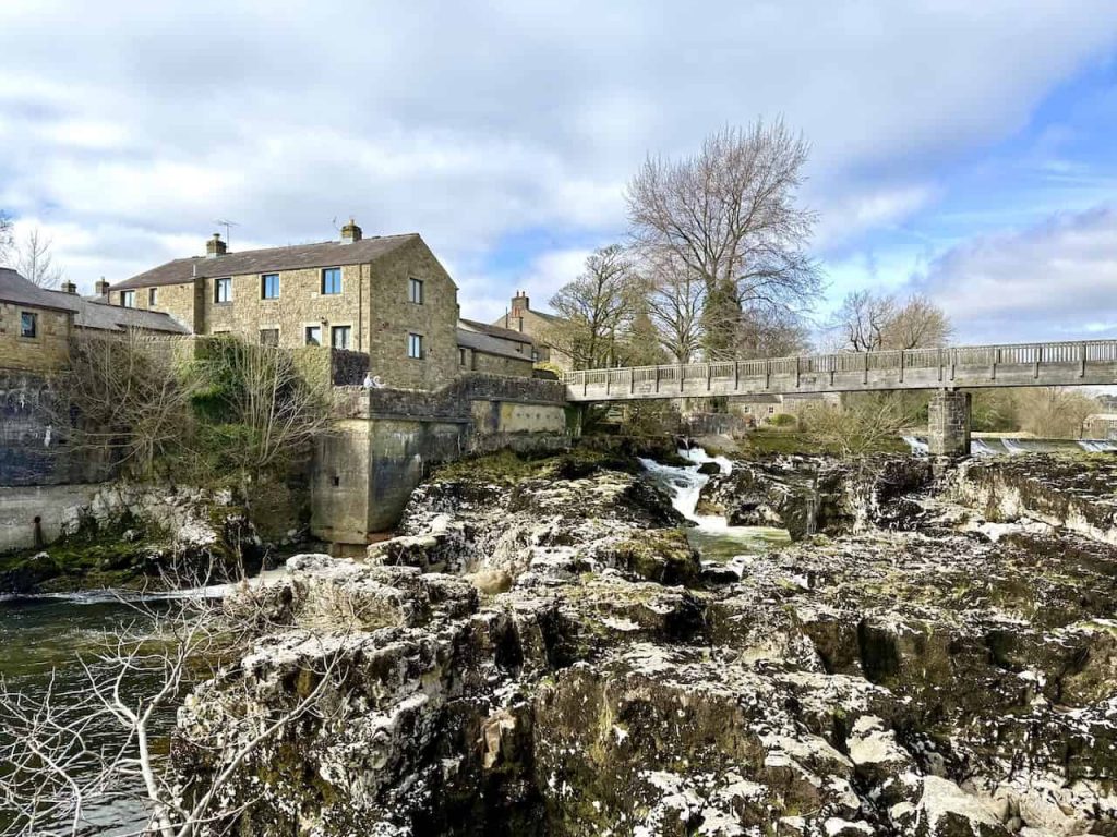 Grassington Walk: Explore Linton Falls, Hebden, and Grassington