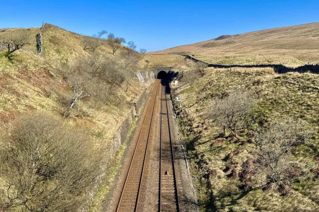 Whernside Walk: A Step-by-Step Route from Ribblehead Viaduct