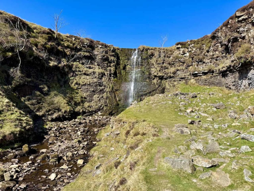 Whernside Walk: A Step-by-Step Route from Ribblehead Viaduct